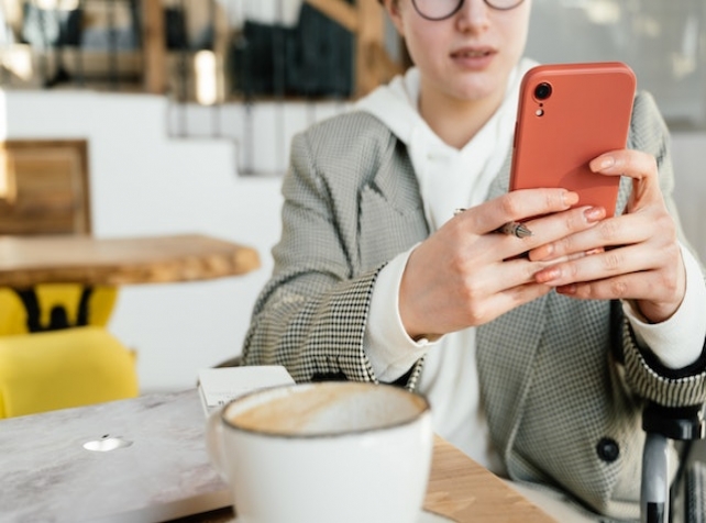 Doom-scrolling a negative behaviour that's stuck - HealthTimes